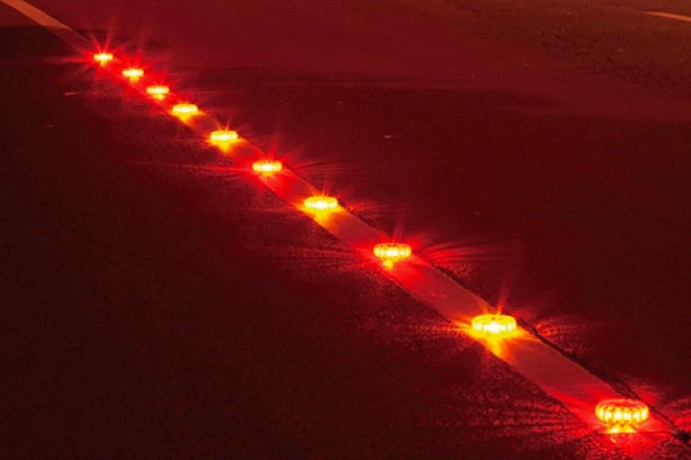 Pulsar Pro Sequential | 360º Illumination | Rechargeable Hazard Warnin